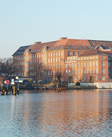 Robert Helwig GmbH :: HERO Berlin